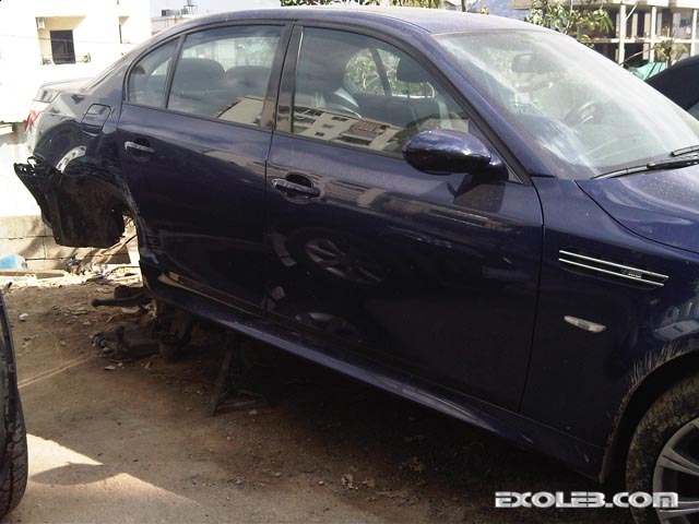 Wrecked BMW M5 – Exoleb.com